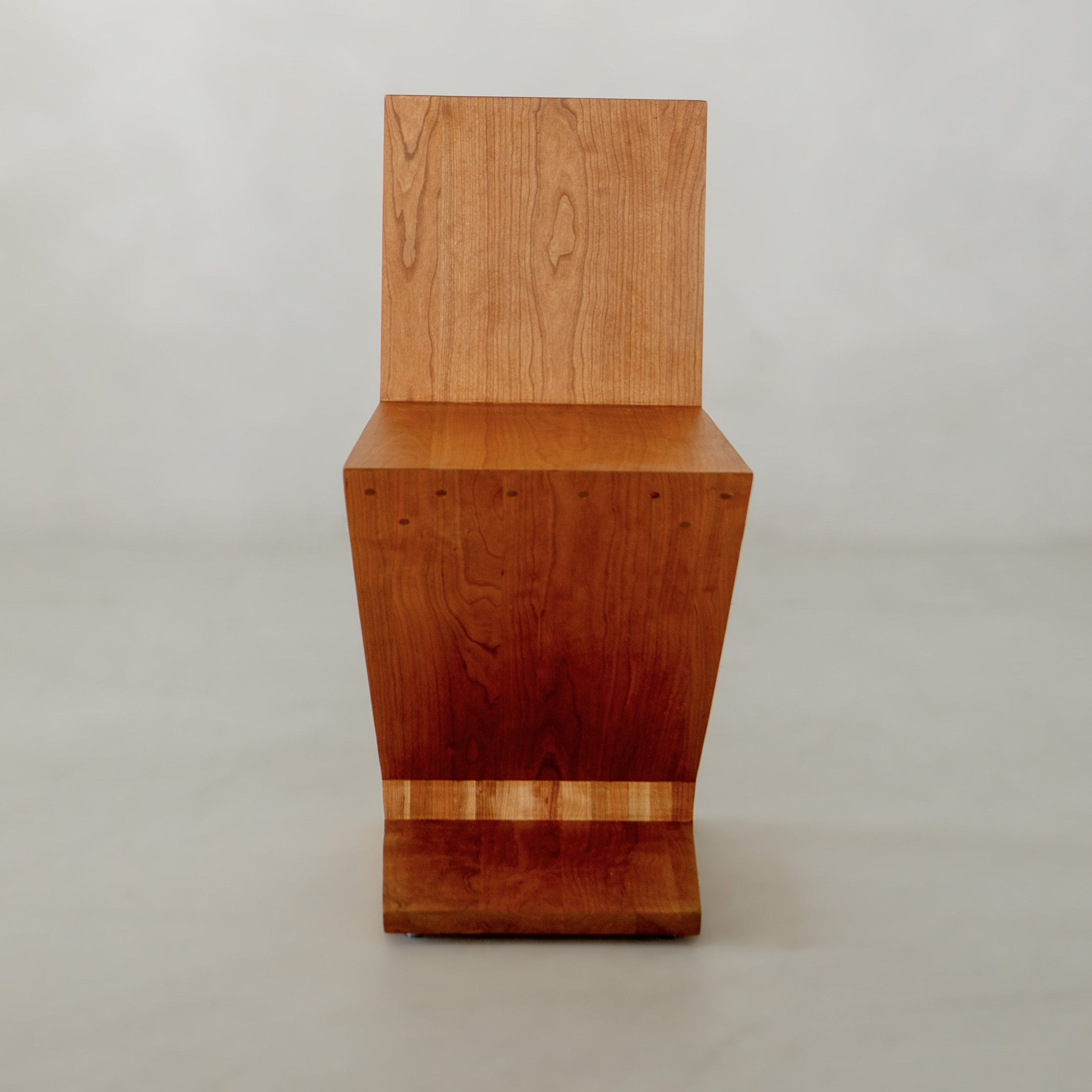 Z Chair – Neuemaison